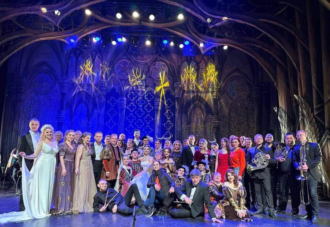 Артисти Dnipro Opera повернулись з аншлагових гастролей країнами Балтії ...